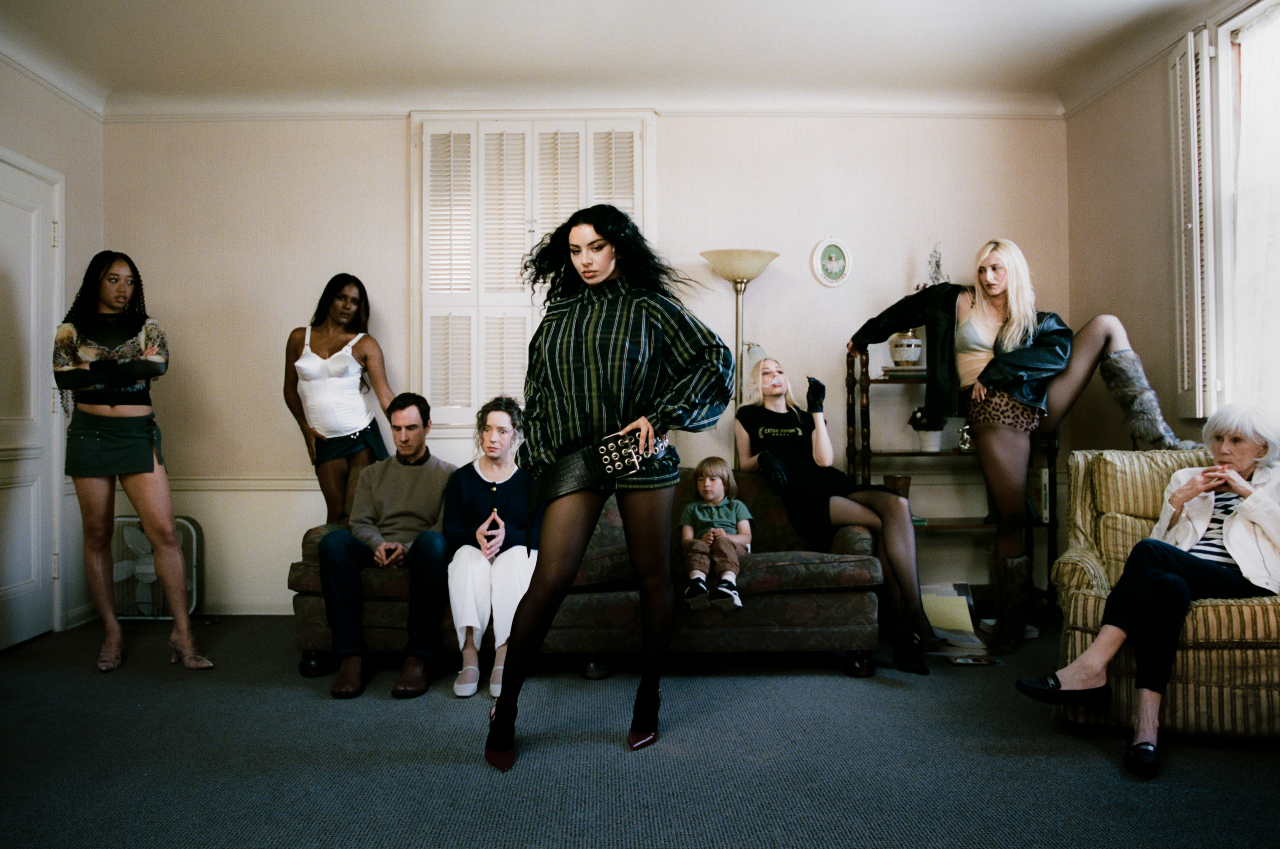 Charli XCX shares star-studded music video for new single '360' - CelebMix Charli XCX shares star-studded music video for new single '360' - CelebMix